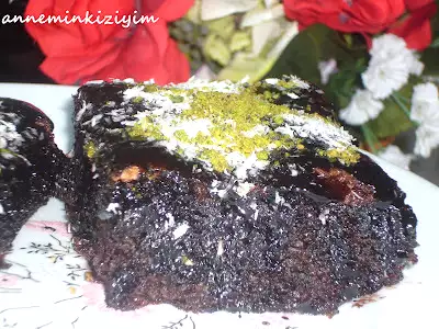 Aglayan kek tarifi