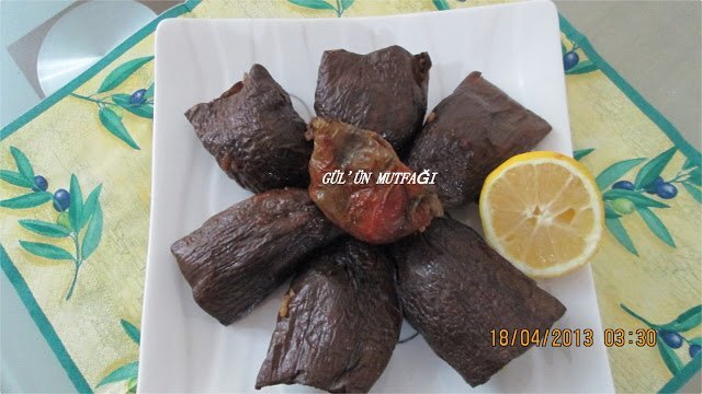Etli kuru patlıcan dolması tarifi